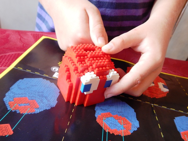 Paladone Retro Pac-Man Pixel Bricks