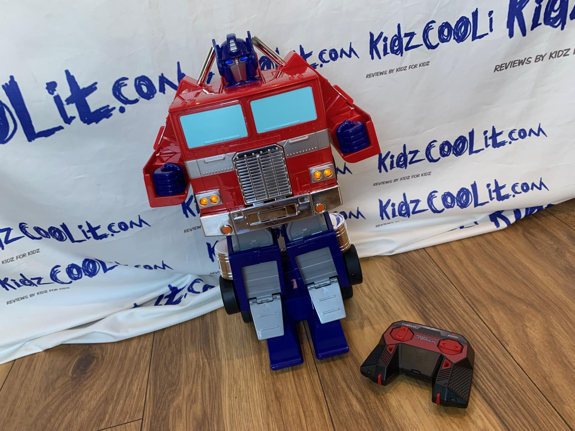 Jada – Transformers Optimus Prime RC Transforming Figure