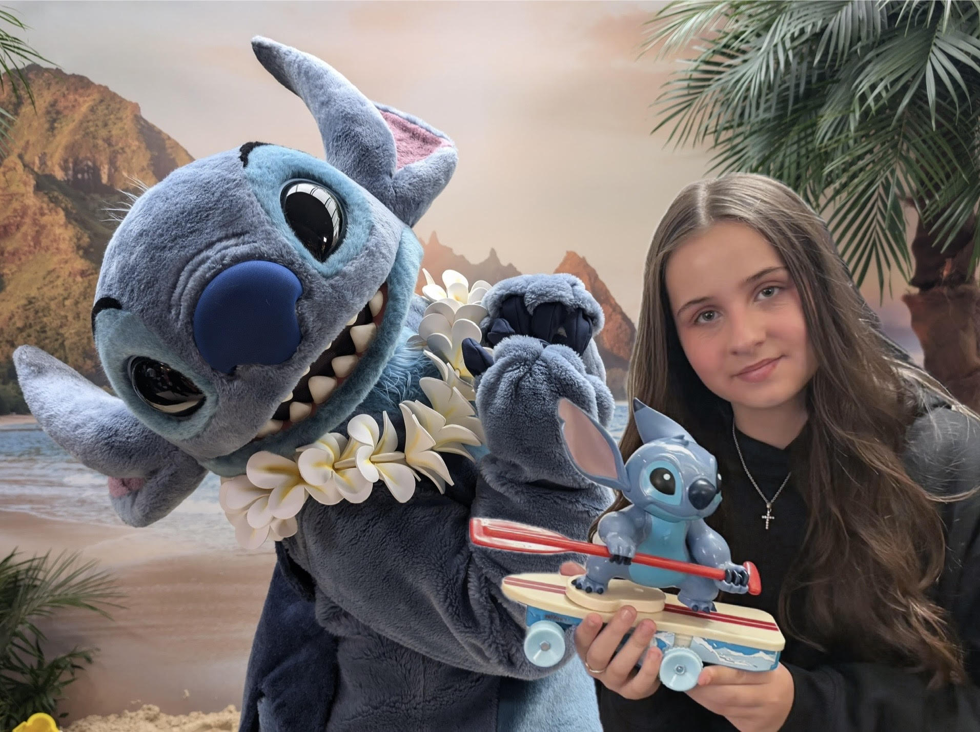 Surfer Stitch week at the Cannes Film Festival and the Lilo and Stitch ...